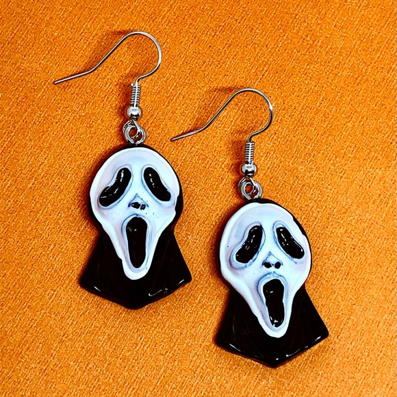 Hand Crafted | Jewelry | Halloween Scream Horror Movie Mask Black And ...